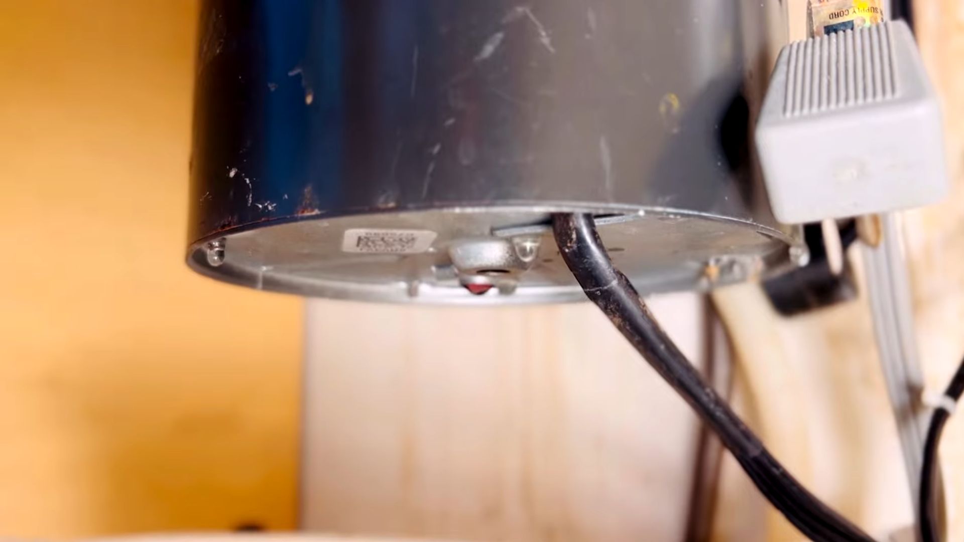 InSinkErator Garbage Disposal Troubleshooting [Ultimate Guide]